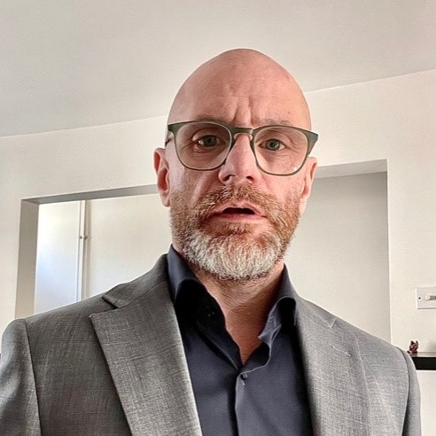 Meet the Team | Freevacy